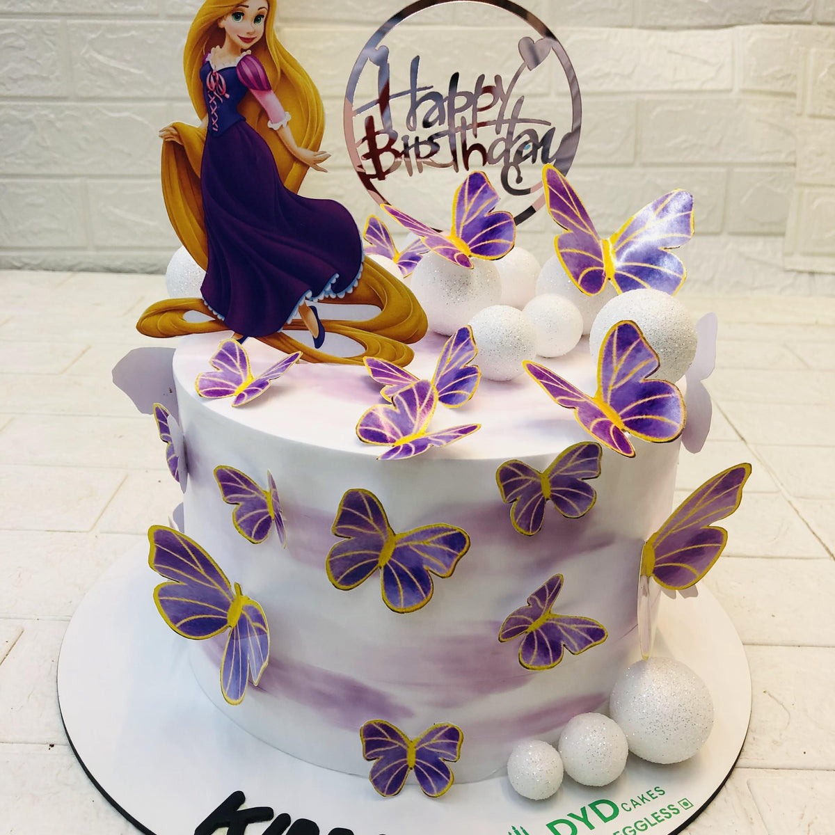 rapunzel cake