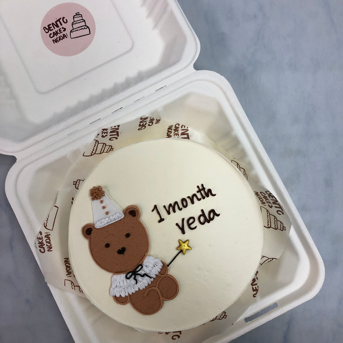 bear design bento cake