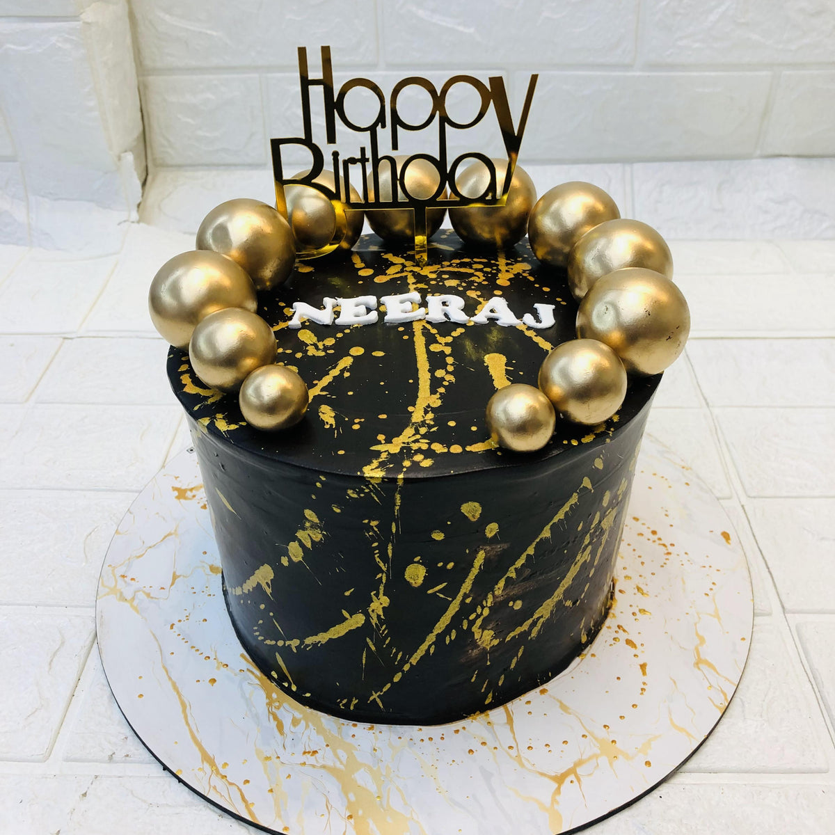 Golden Men's Theme Birthday Cake – Bento Cakes Noida