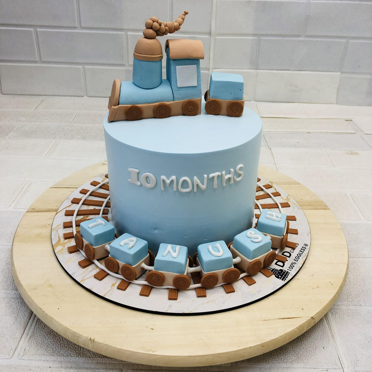 Train Theme Cake – Bento Cakes Noida