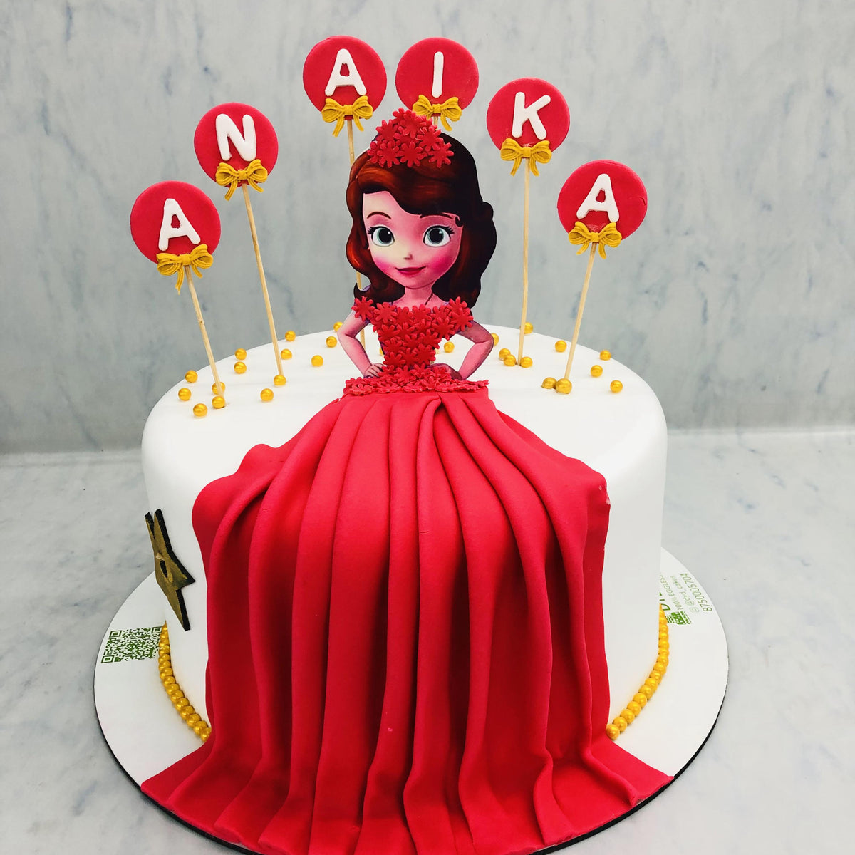 Cinderella Theme White Cake – Bento Cakes Noida