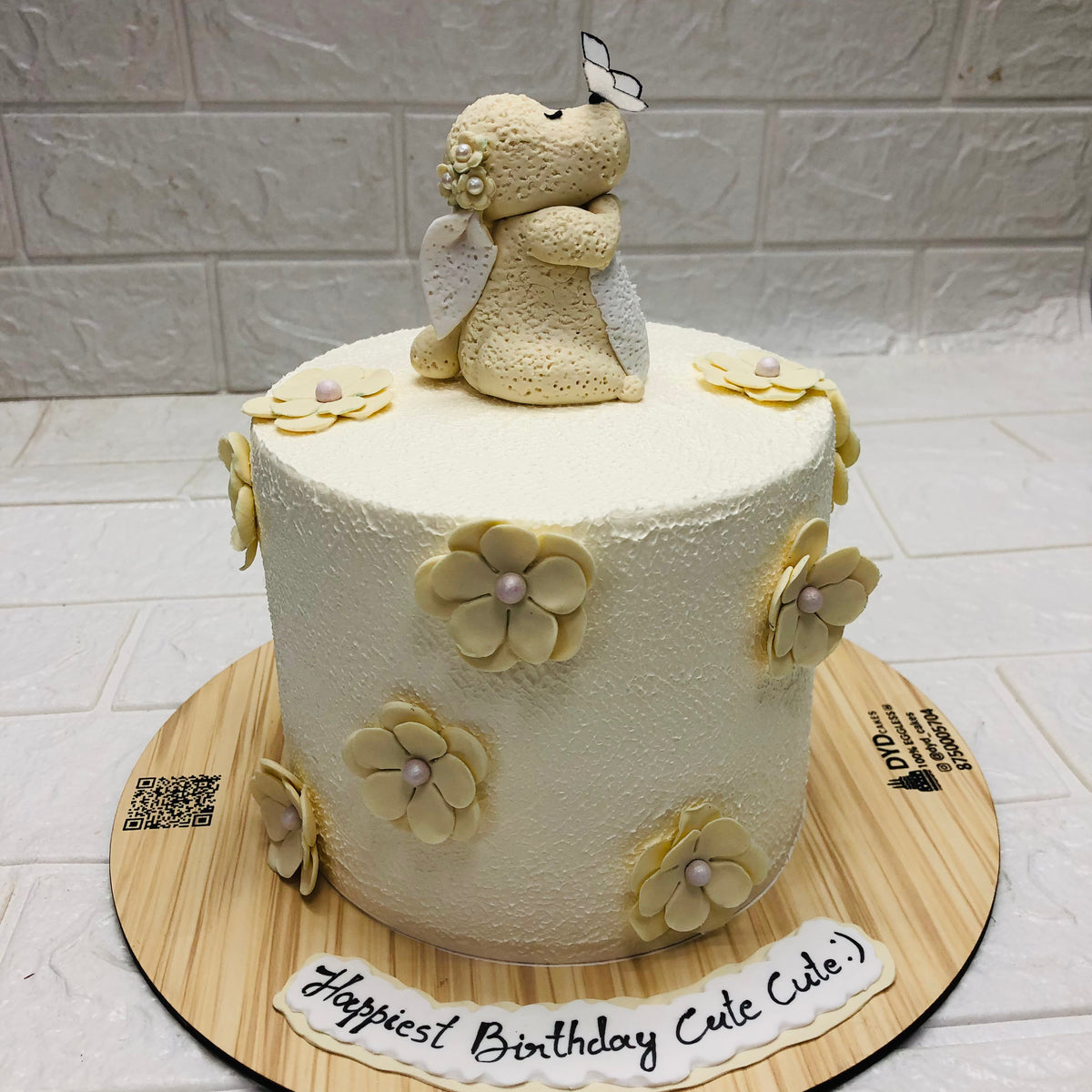 White Snow Teddy Cake – Bento Cakes Noida